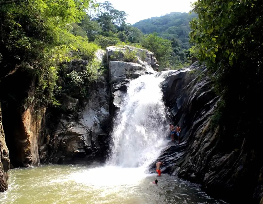 Quimixto Jalisco: Playa Virgen, Cascada Escondida y Aventura Tropica ...